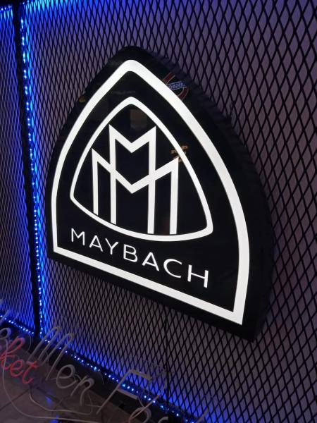 Maybach Logo